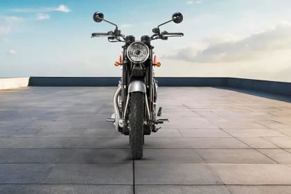 BSA Gold Star 650 Highland Green Price in India 2024, Full Specs ...