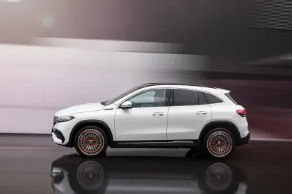 Mercedes-Benz EQA 250 Plus Price in India 2025, Full Specs & Review ...