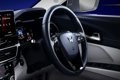 Mahindra XUV 3XO MX2 Pro AT Price in India 2025, Full Specs & Review ...