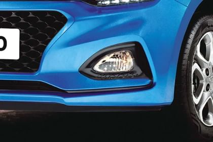 Hyundai i20 Asta Price in India 2025, Full Specs & Review | Smartprix