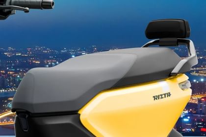 Ather Rizta Z 3.7 kWh Price in India 2025, Full Specs & Review | Smartprix