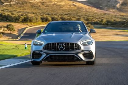 Mercedes-Benz AMG C63 SE Performance Price in India 2024, Full Specs ...