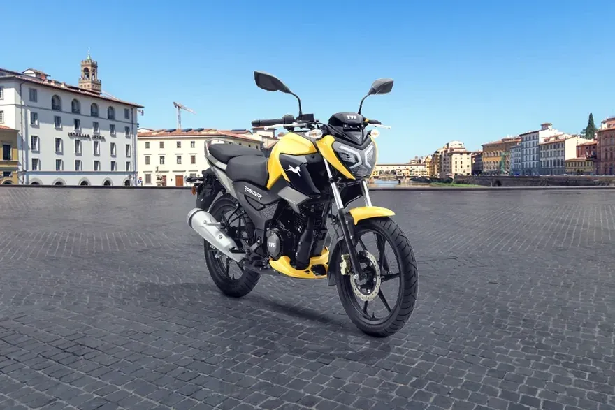 TVS Raider Price in India 2025, Full Specs & Review | Smartprix