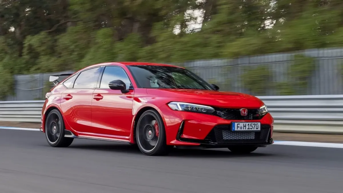 Honda Civic Type R Price in India 2025, Full Specs & Review | Smartprix