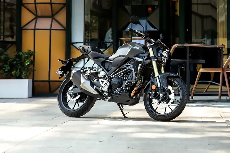 Honda CB300R - Price in India (Jun 2026), Specs, Reviews | Smartprix