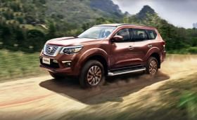 Cars With 2000 cc - 3000 cc Engine | Smartprix