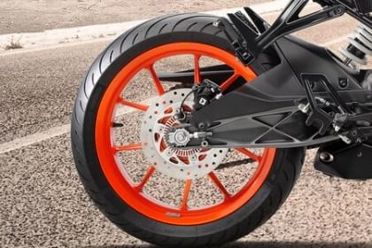 KTM RC 125 Price in India 2025, Full Specs & Review | Smartprix