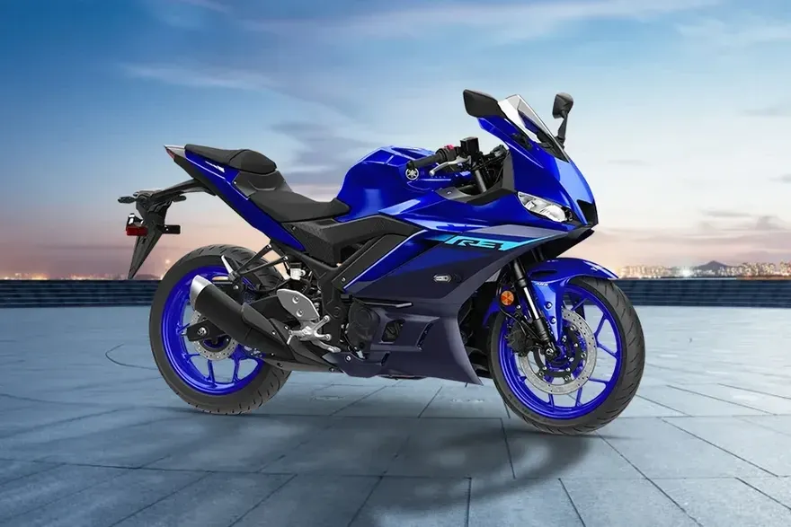 Yamaha R3 Price in India 2025, Full Specs & Review | Smartprix