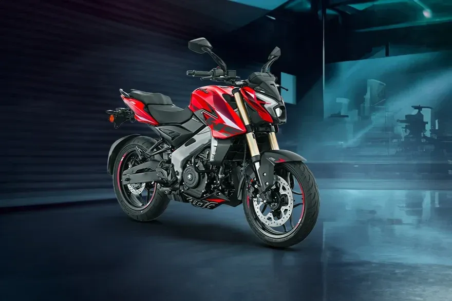 Bajaj Pulsar NS400Z Price in India 2025, Full Specs & Review | Smartprix