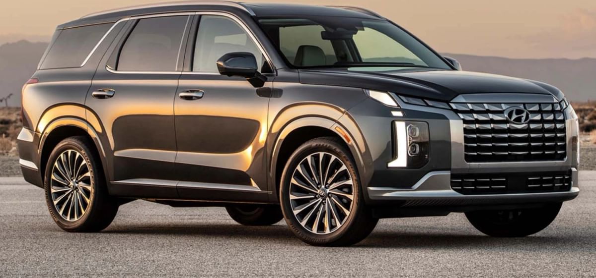 Hyundai Palisade Price in India 2025, Full Specs & Review | Smartprix