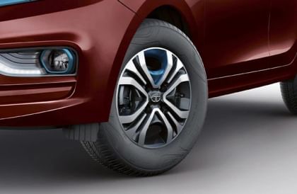 Tata Tigor EV XT Price in India 2025, Full Specs & Review | Smartprix