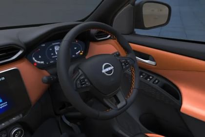 Nissan Magnite Acenta Turbo CVT Price in India 2024, Full Specs ...
