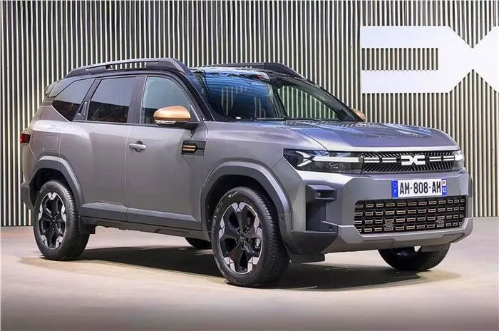 Renault Duster Price in India 2025, Full Specs & Review | Smartprix