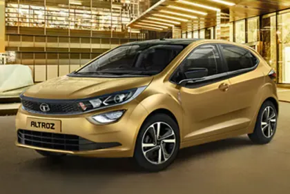 Tata Altroz XM Plus Price in India 2025, Full Specs & Review | Smartprix