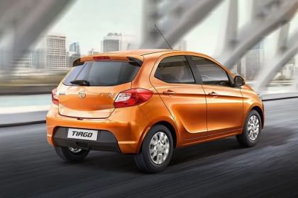 Tata Tiago XE Price in India 2025, Full Specs & Review | Smartprix