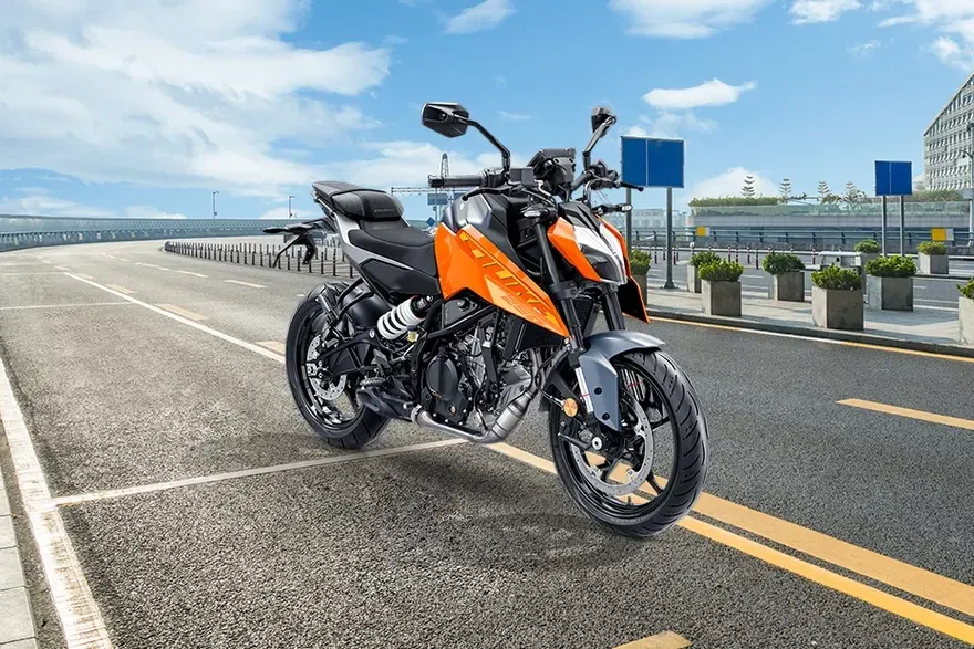KTM 250 Duke Price in India 2025, Full Specs & Review | Smartprix