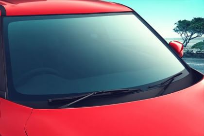 Maruti Suzuki Swift LXI Price in India 2024, Full Specs & Review ...