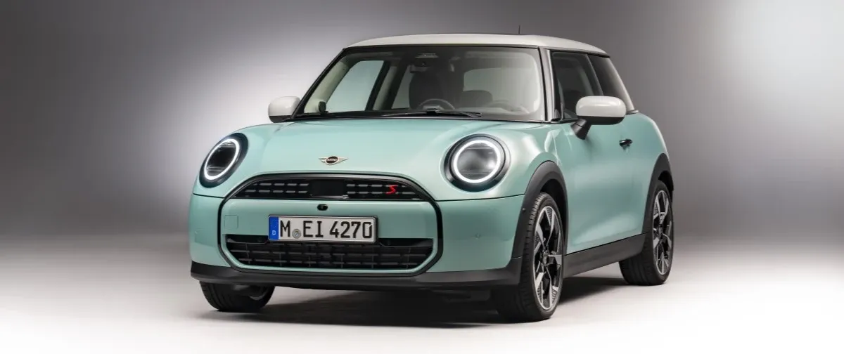 Mini Cooper S 2024 Price in India 2025, Full Specs & Review | Smartprix