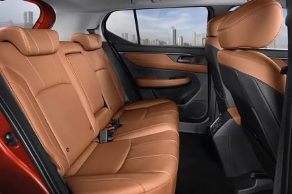 Honda Elevate VX Apex Edition CVT Price in India 2024, Full Specs ...