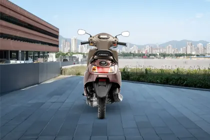 TVS Jupiter Classic Price in India 2025, Full Specs & Review | Smartprix