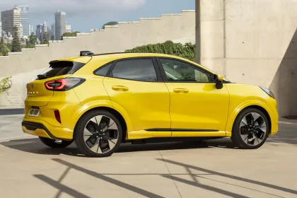 Ford Puma Price in India 2026, Full Specs & Review | Smartprix