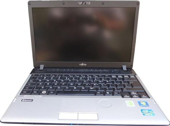 Fujitsu P Notebook(Core i5/2GB/320GB/Intel HD Graphics 300/Win7 pro ...