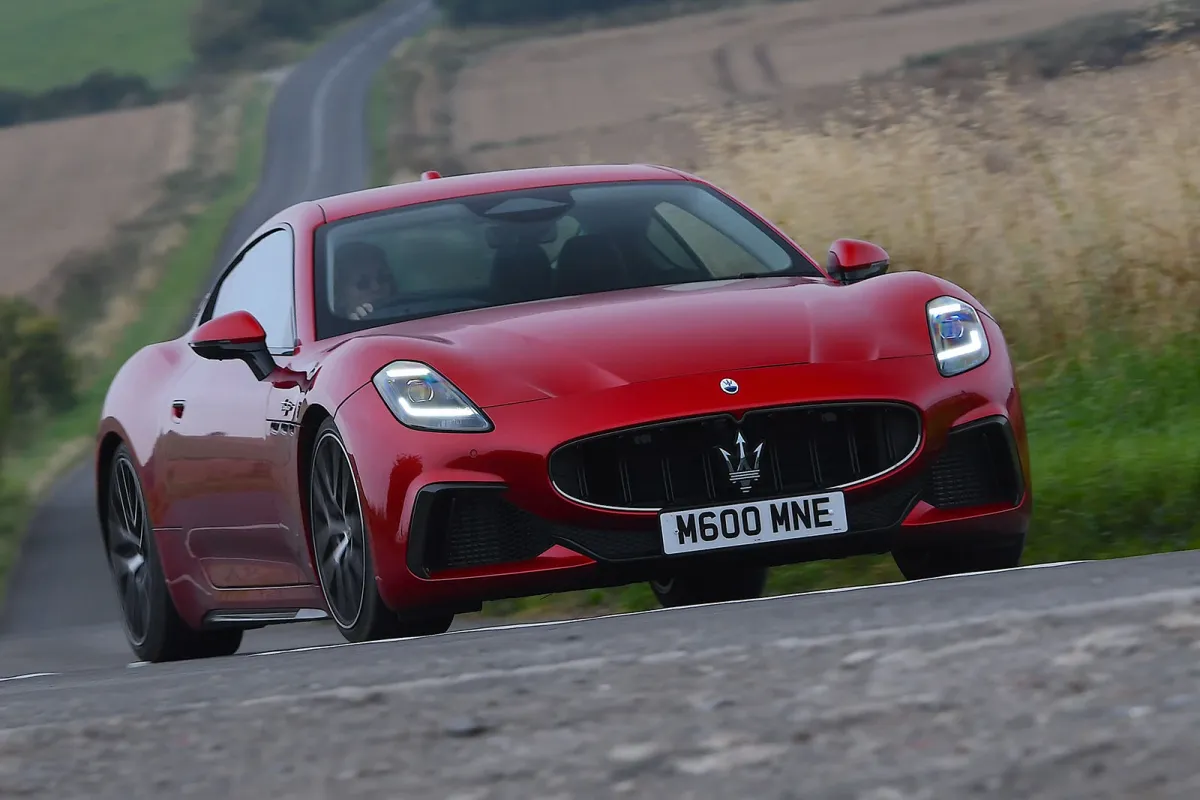 Maserati GranTurismo Price in India 2025, Full Specs & Review | Smartprix