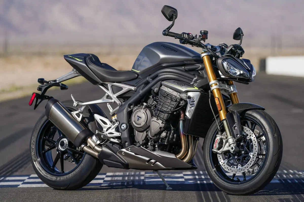 Triumph Speed Triple 1200 RS Price in India 2025, Full Specs & Review ...