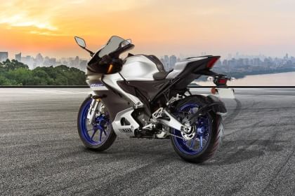 Yamaha R15 V4 M MotoGP Edition Price in India 2024, Full Specs & Review ...