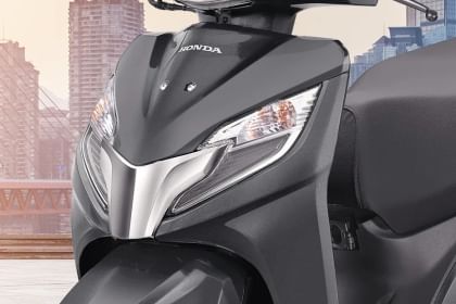 Honda Activa 125 DLX Price in India 2025, Full Specs & Review | Smartprix