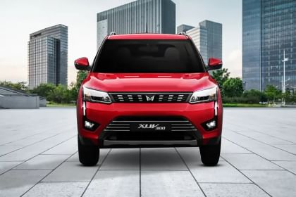 Mahindra XUV300 W6 AMT Diesel Price in India 2025, Full Specs & Review ...