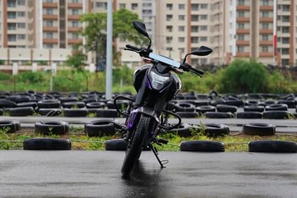 Bajaj Pulsar N125 Price in India 2025, Full Specs & Review | Smartprix