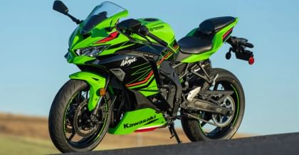 Kawasaki Ninja ZX-4RR Price in India 2024, Full Specs & Review | Smartprix