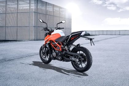 KTM 125 Duke Price in India 2025, Full Specs & Review | Smartprix