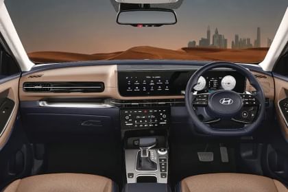 Hyundai Alcazar Platinum 7Str DT Matte DCT Price in India 2024, Full ...