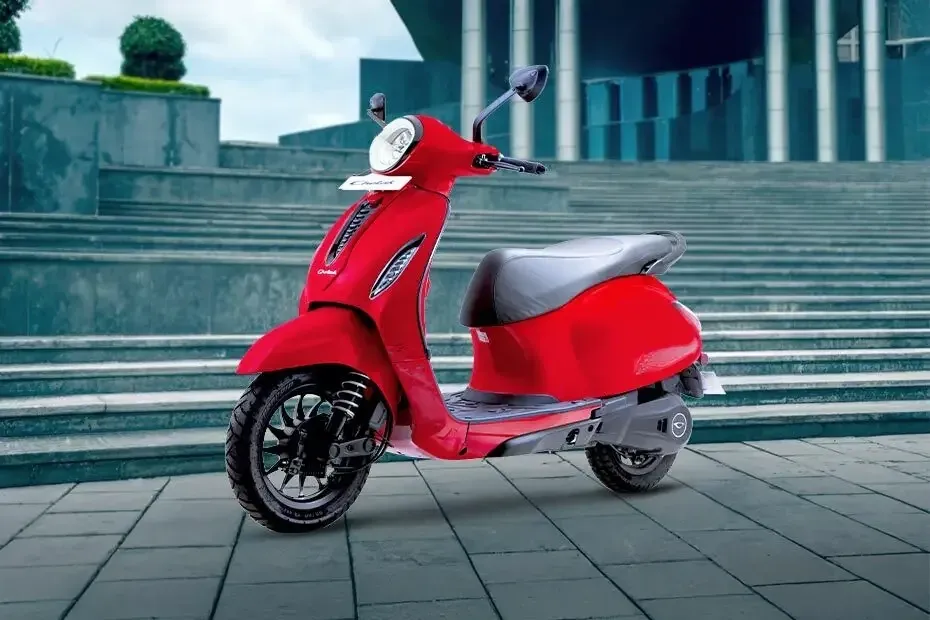 Bajaj Chetak 3001 Price in India 2025, Full Specs & Review | Smartprix