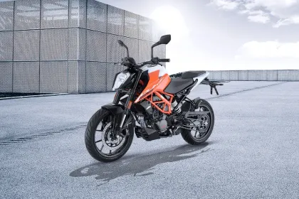 KTM 125 Duke Price in India 2025, Full Specs & Review | Smartprix