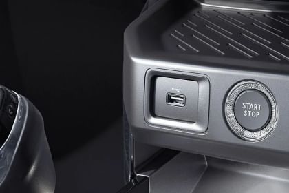 Renault Kiger RXL Night and Day Edition Price in India 2025, Full Specs ...